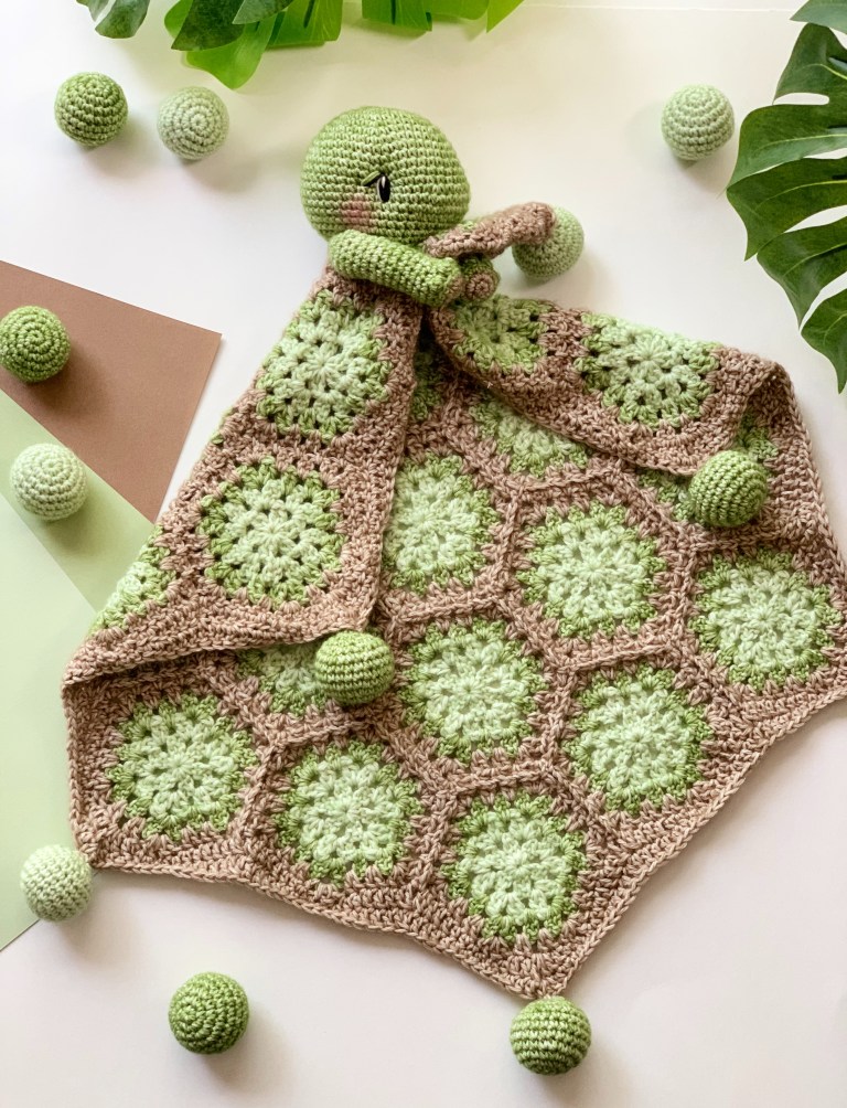 Pebbles Crochet-A-Long – SarahDee Crochet
