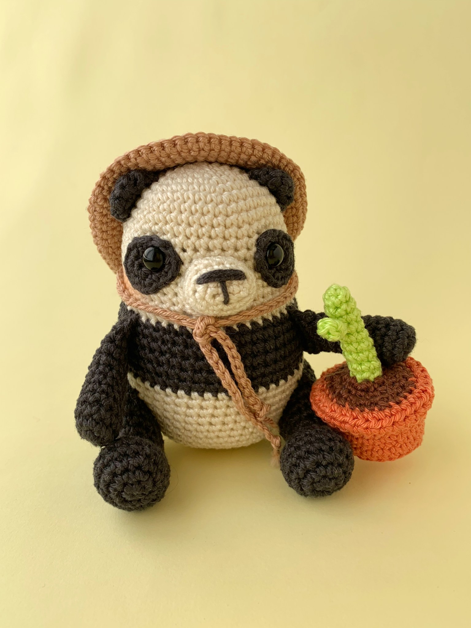 Pip the Panda – SarahDee Crochet