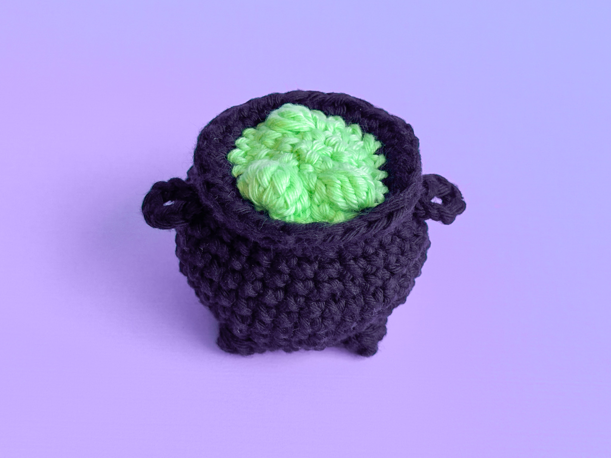 Witch’s Cauldron – SarahDee Crochet